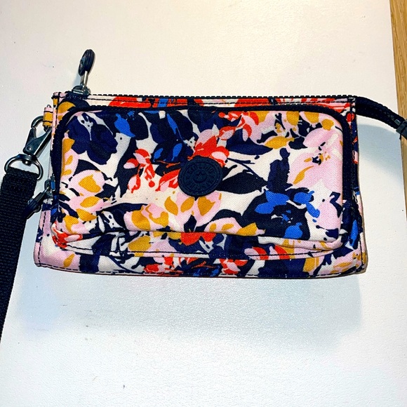 Kipling | Bags | Like New Kipling Floral Wristlet | Poshmark